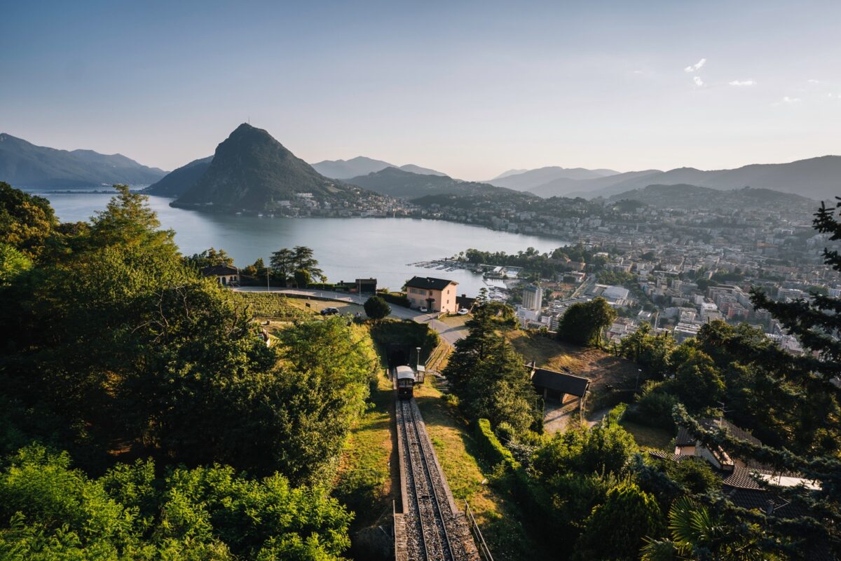 Excursions & VTT – Funicolare Monte Brè